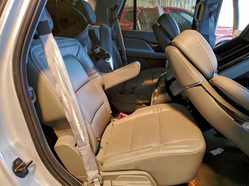 5LMJJ2LT4KEL19600, 2019 Lincoln Navigator vehicle history
